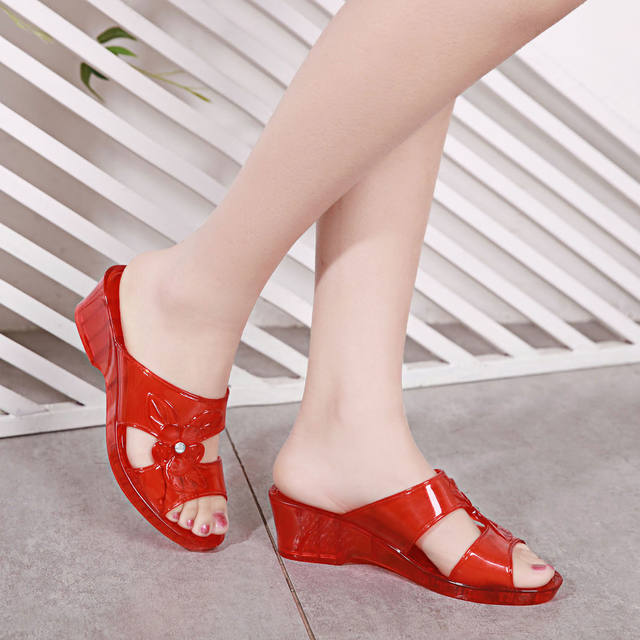 2024 New Crystal Plastic Soft Soled Sandals for Women Summer Fashion ...