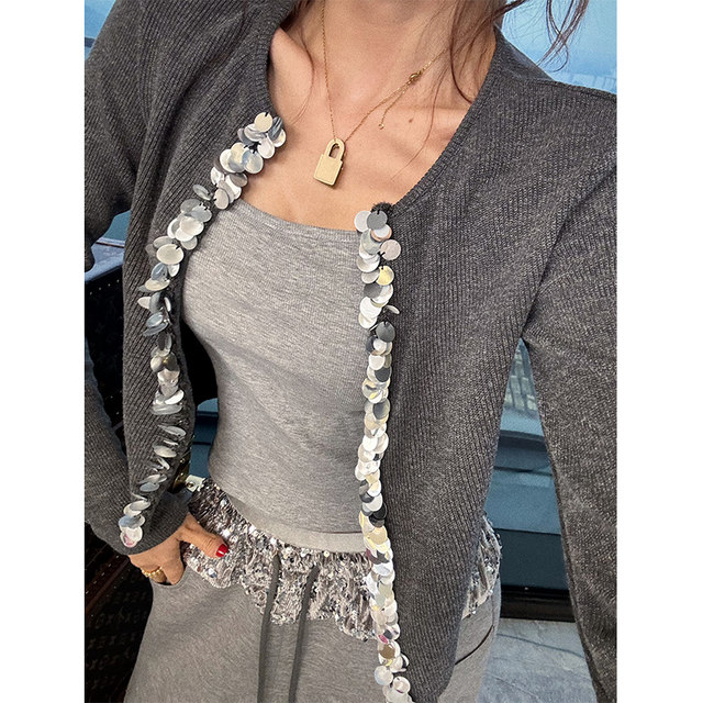 Li Wanjun Grey Broken Diamond Bead Knitted Cardigan Short Outer Match ...