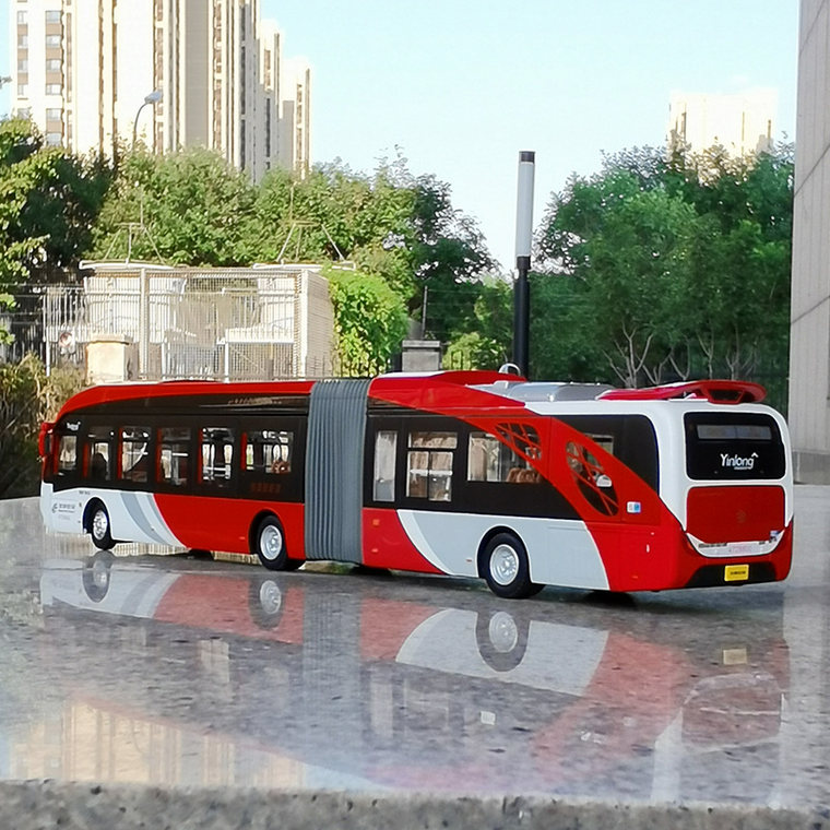 Original factory 1:43 Beijing bus No. 1 Yinlong articulated bus model ...