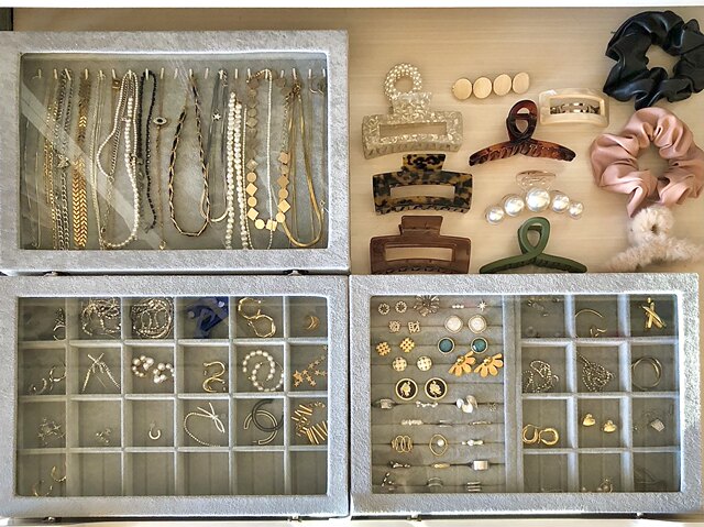 Medium and large ice velvet jewelry box jewelry box ring earrings ...