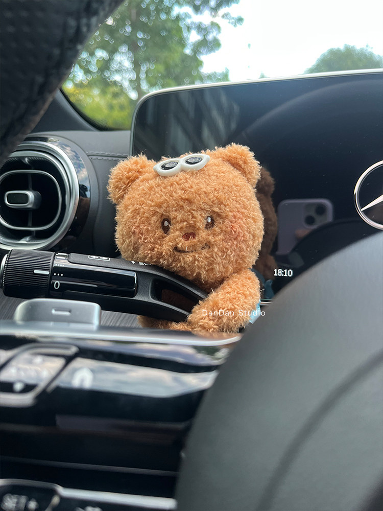 Cute bear cartoon car wiper turning to the light decoration car inside ...