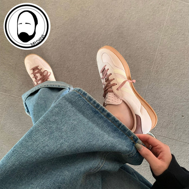 Adidas Adidas Clover Gazelle Indoor Cream Strawberry Casual Sneakers JR0232