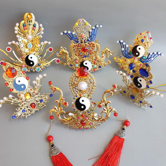 Sanqing Taoist statue phoenix crown Bagua crown hat Fengxia Phi statue ...