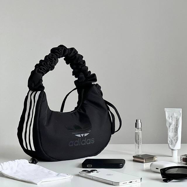 adidas/Adidas Clover Canvas Bag Cloud Bag Handbag Shoulder Bag Medium ...