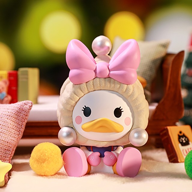 Disney Mickey Family Winter Blind Box Snowman Mickey Minnie Donald Duck ...