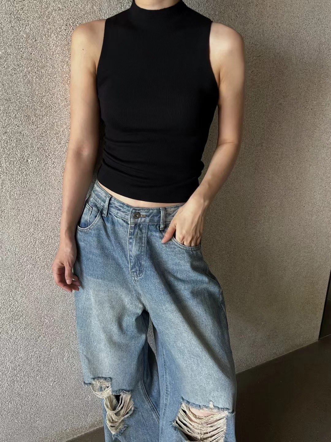 Wear everything outside and inside! Half turtleneck knitted vest, skin ...