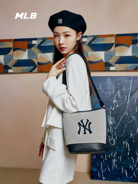 MLB official male and female couple bucket bag Classic messenger bag Fashionable star casual ...