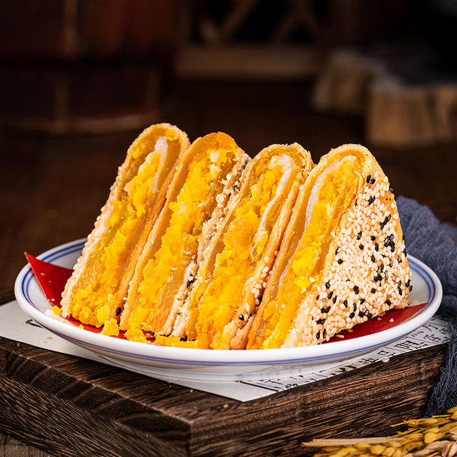 Crispy is the big moon cakes of the bridge pier town of Wenzhou, the ...