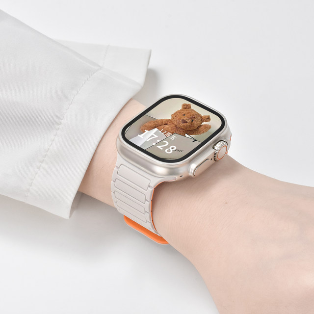 Suitable for applewatch three-strain magnetic liquid silicone strap S10 ...