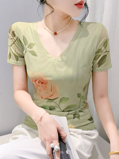 New summer V-neck short-sleeved T-shirt for women with large size slim ...