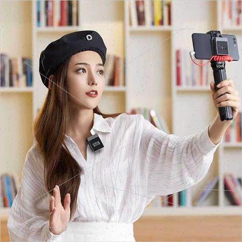 M1 M2 Wireless Lavalier Microphone Bee Mouthpcs vlog Video R
