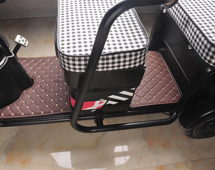 Tricycle foot mat Emma Jinpeng bird Yadi new day Emma Aimeda knife four ...