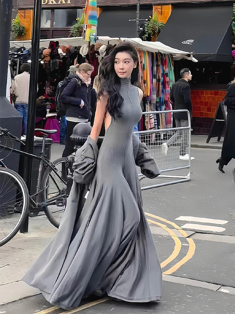 Yi Mengling's same style London Saturday market large backless gray ...
