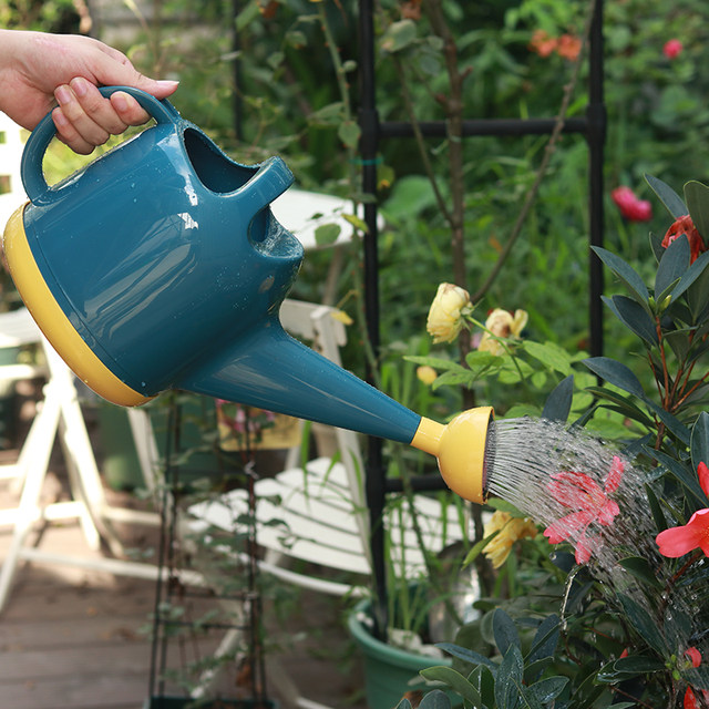 Putting Show kettle Thick resin Watering kettle garden garden garden ...