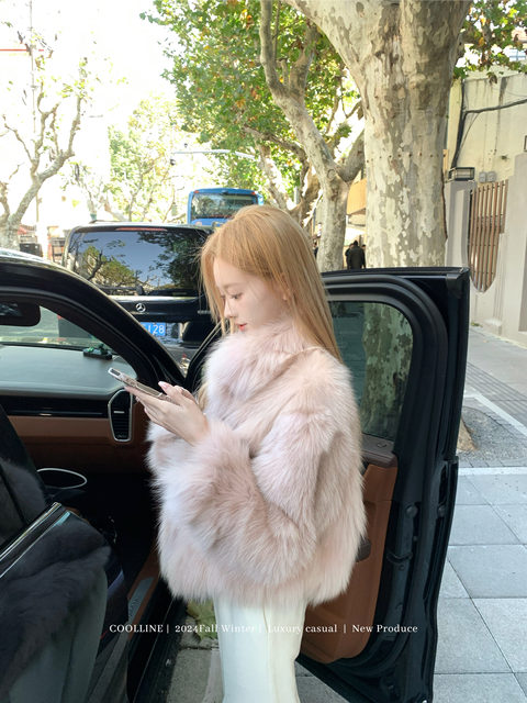 COOLLINE Lin Zixi prefers beautiful fairy pink pink imported fox fur ...
