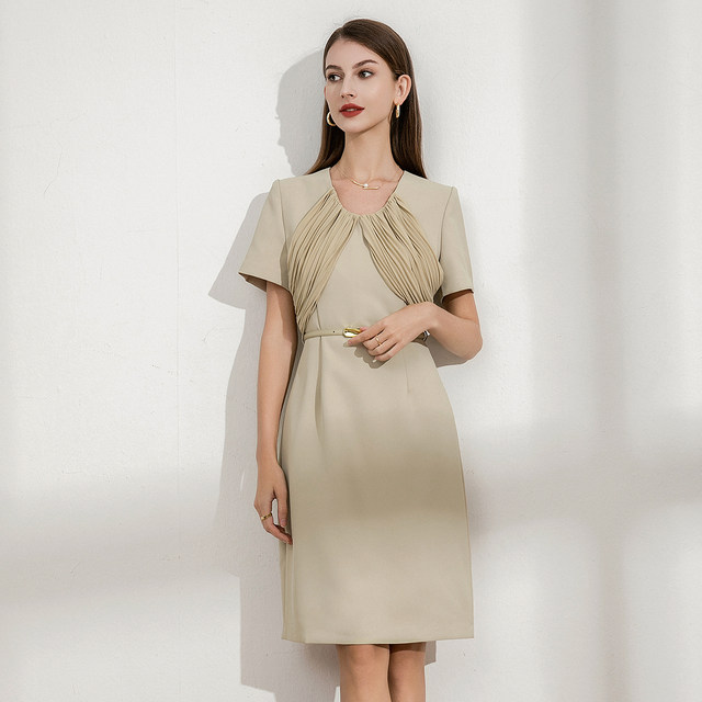 Exquisite woman's high-end, elegant and intellectual dress, high ...