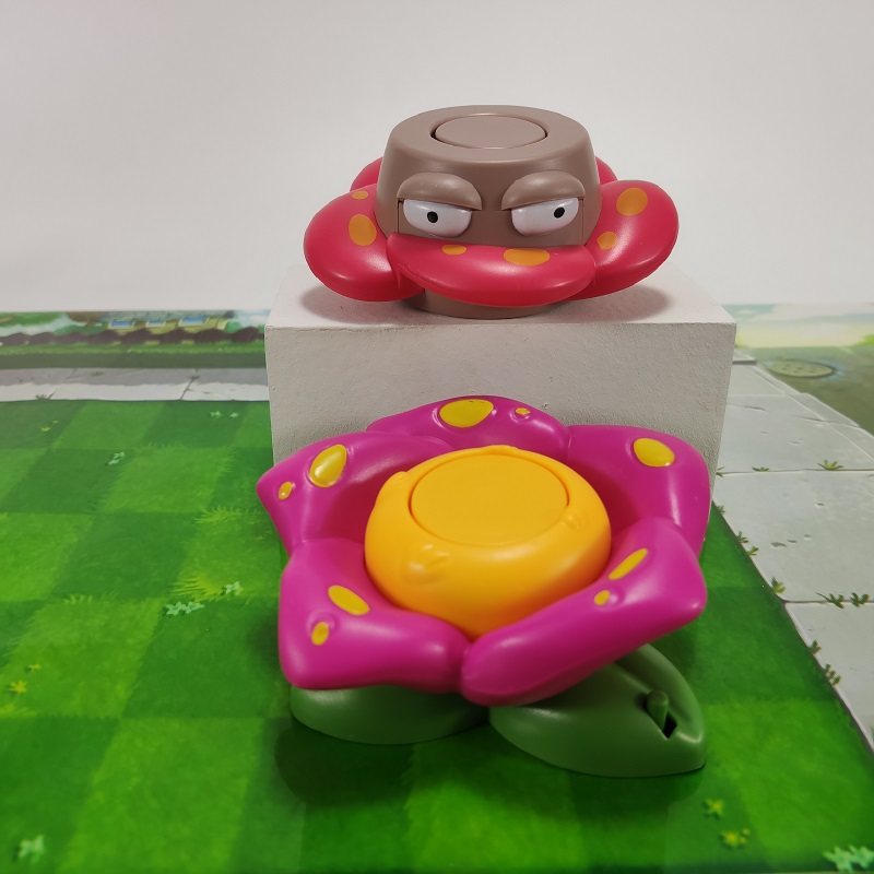 Plants vs. Zombies Toy Set - Rafflesia Catapult & Crazy Dave