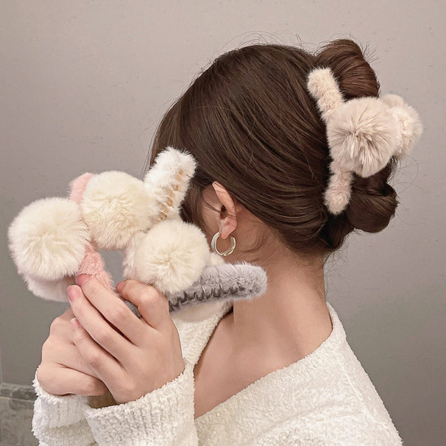 High-End Oversized Plush Hair Clip for Women 2025 Back-Of-Head Claw ...