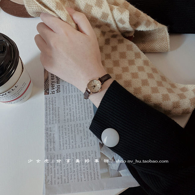 Women's watch, small and exquisite, retro waterproof, simple ...