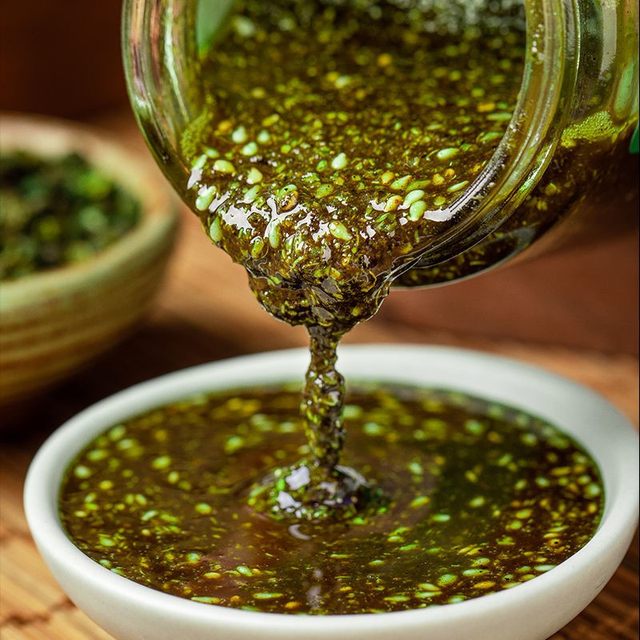 Pepper sauce Sichuan Sichuan specialty hemp, pepper oil hot pot dipping sauce, croissant, mixing ...