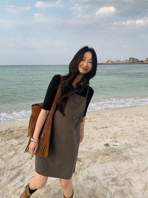 Ren Xiaoyi's daily casual and age-reducing strap skirt for women in summer loose straight short ...