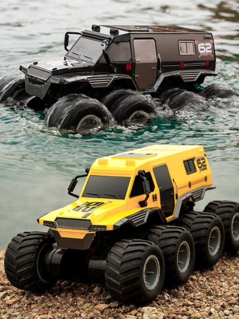 Water and land amphibious remote control climbing car eight -wheel ...