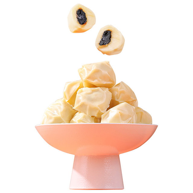 Xinjiang specialty of herdsmen, seedless prunes, milk lumps, dairy ...