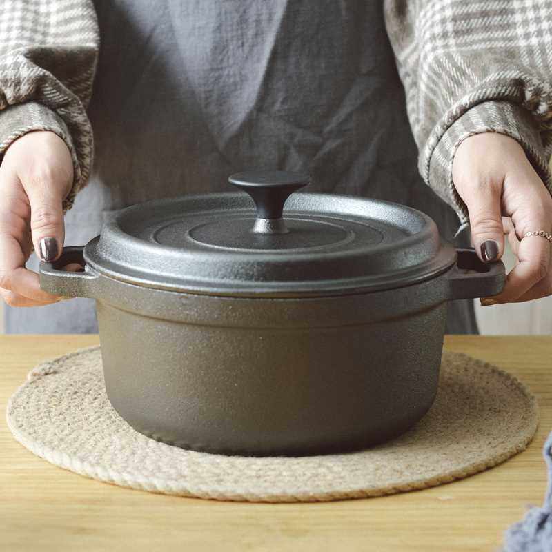 Export cast iron stew pot old-fashioned traditional cast iron pot stew ...