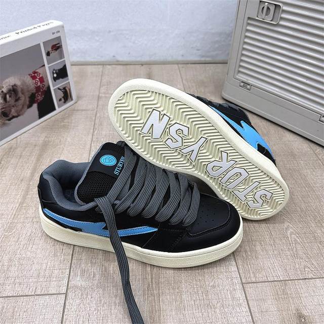 Guo Chao Niche Design Sense Black Blue Lightning Bread Shoes Male INS ...