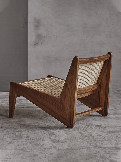 Middle-aged designer sofa chair solid wood single chair Chandigarh ...