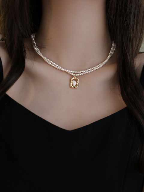 Double -layer stacking pearl necklace female light luxury niche ...