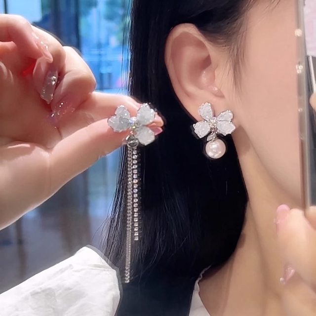 Korean asymmetric pearl earrings for women with high-end ear clips for ...