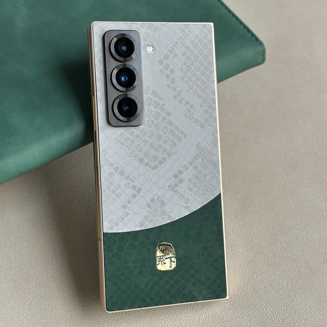 Samsung W25 contrasting back film w24 two-color splicing w23 ...