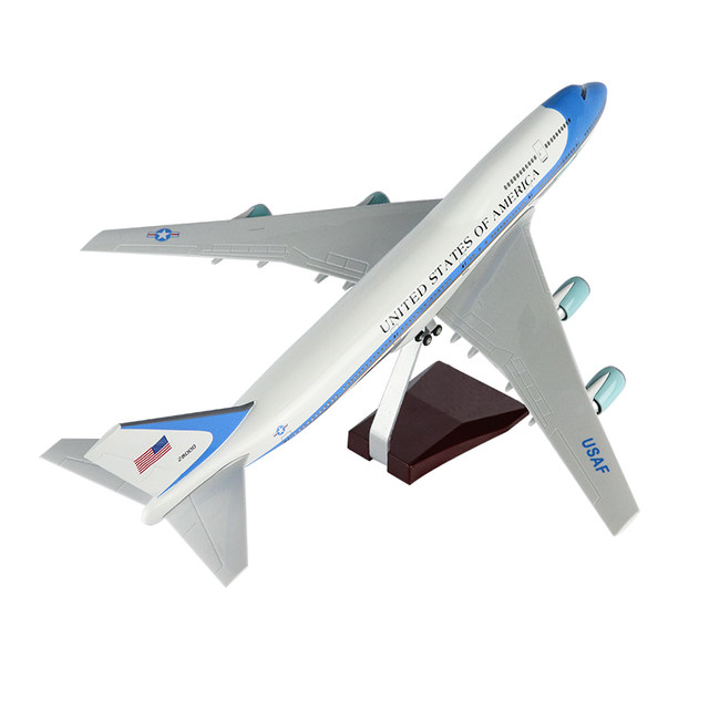 Aircraft model U.S. Air Force No. 1 Simulation Boeing B747 assembly ...