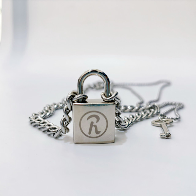 R lock Nanjing lock necklace can unlock the key punk trend nana same ...