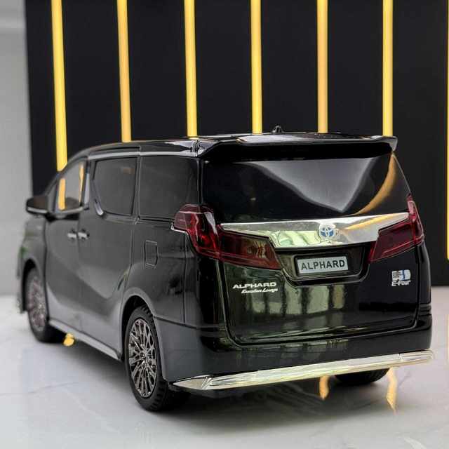 Tide Play Alloy Model 1:24 Toyota Elfa Lighting Sound Sound Power Open ...