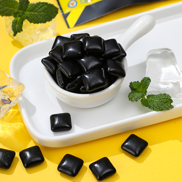 Lotte Sui Xing Gum imported from Korea, powerful cooling mint flavored ...