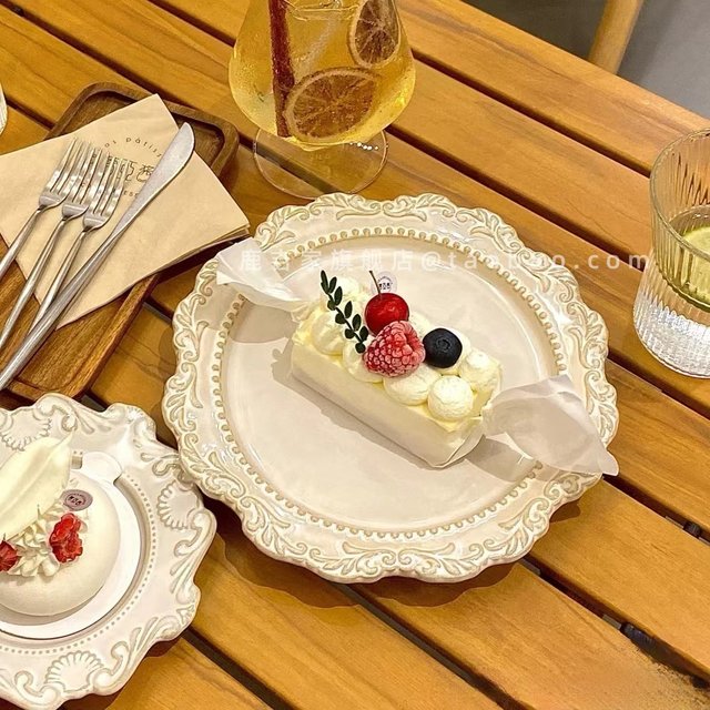 Retro ins style design French embossed lace dessert plate ceramic ...