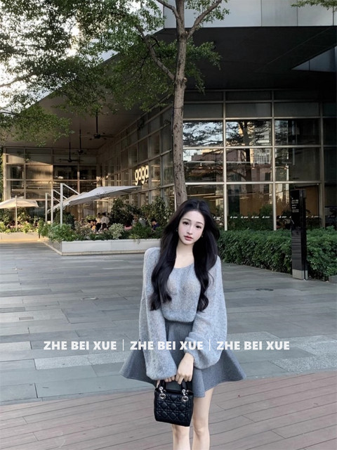 A complete set of ootd outfits with gray round neck long sleeve sweater ...