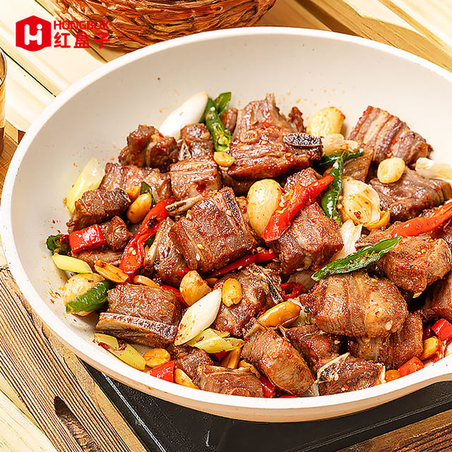 Red box cumin lamb granules lamb block with bone mutton stir -fry