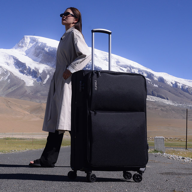 Travel Master Oversized Study Abroad Suitcase Men's 30 Oxford Cloth 28 ...