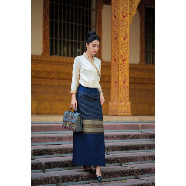 Dai clothing female internet celebrity same style Dai suit Yunnan Thai ...