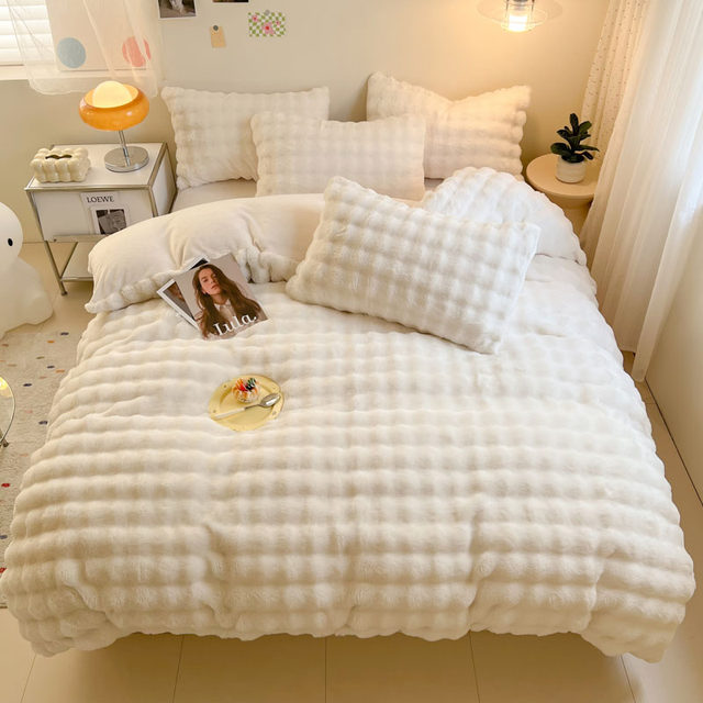 Light luxury four -piece high -end rabbit velvet in winter thickened ...