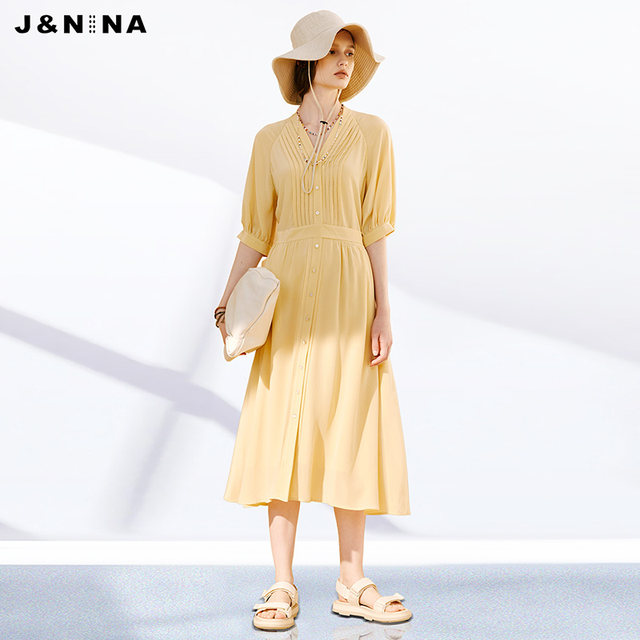 JNIna Gennina Guo Yiling's autumn fold V -neck collection waist five ...