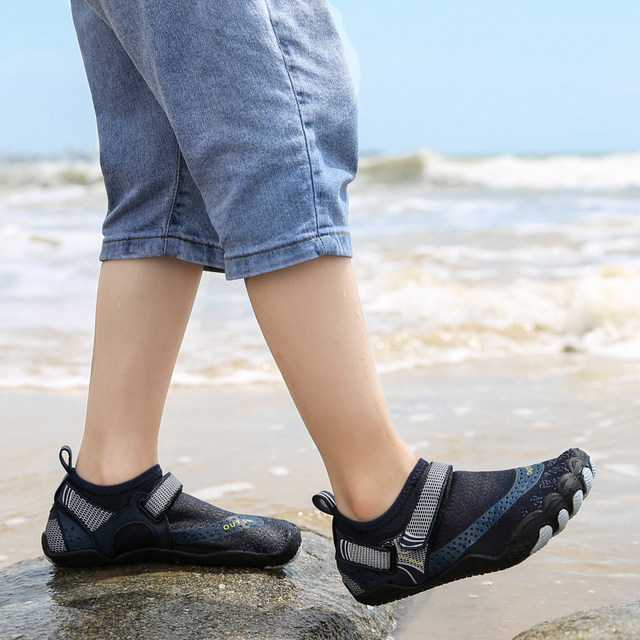 Children's beach shoes anti -slip swimming shoes speed interference in ...