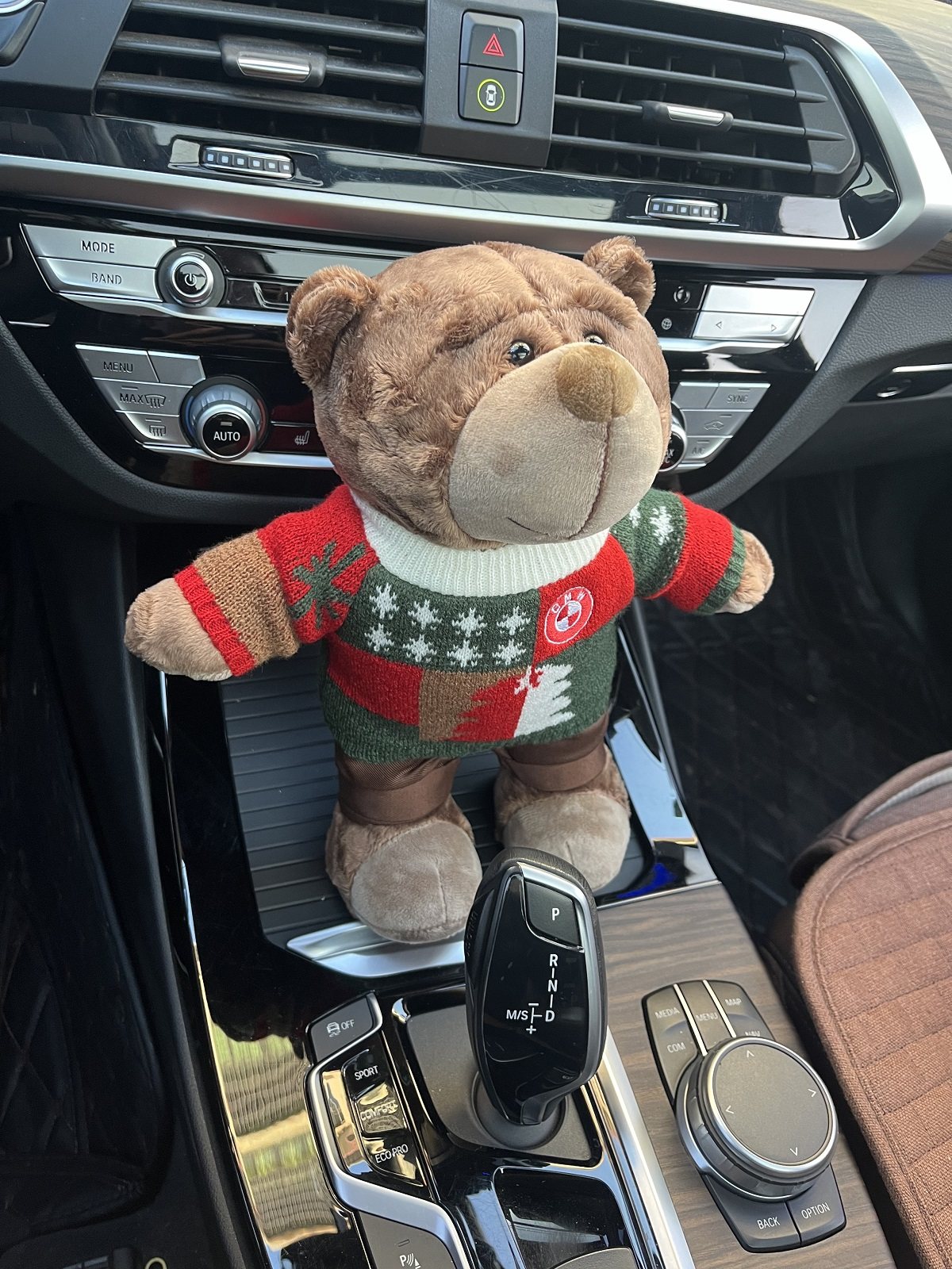 New BMW Winnar Christmas sweater bear bava bear plush toy doll 4S shop ...