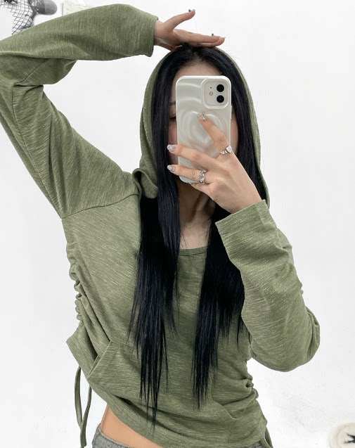 Unique SEI Korean version simple street niche moss green pearl hood spring casual sweater top