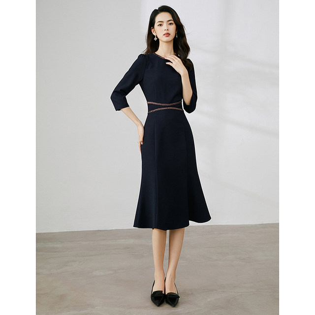 Late white 2024 autumn new style French intellectual temperament age ...