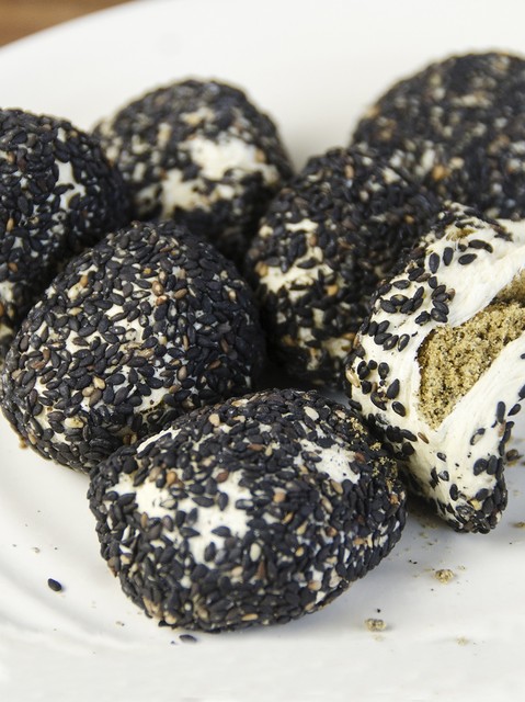 Zhejiang Quzhou Jiangshan specialty black sesame pure maltose osmanthus ...