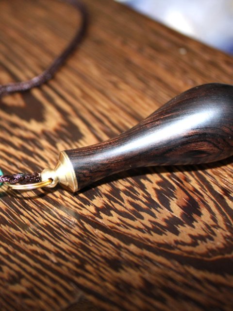 Ebony black sandalwood purple sandalwood large capacity aquarium snuff ...